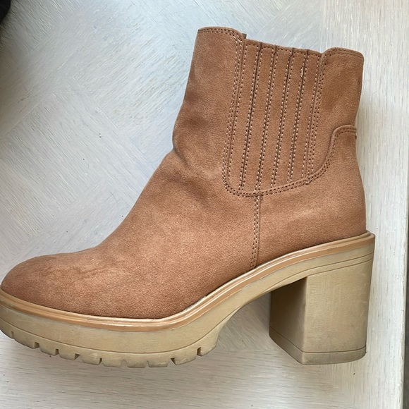 Universal Thread | Shoes | Universal Thread Katrina Platform Boot | Poshmark
